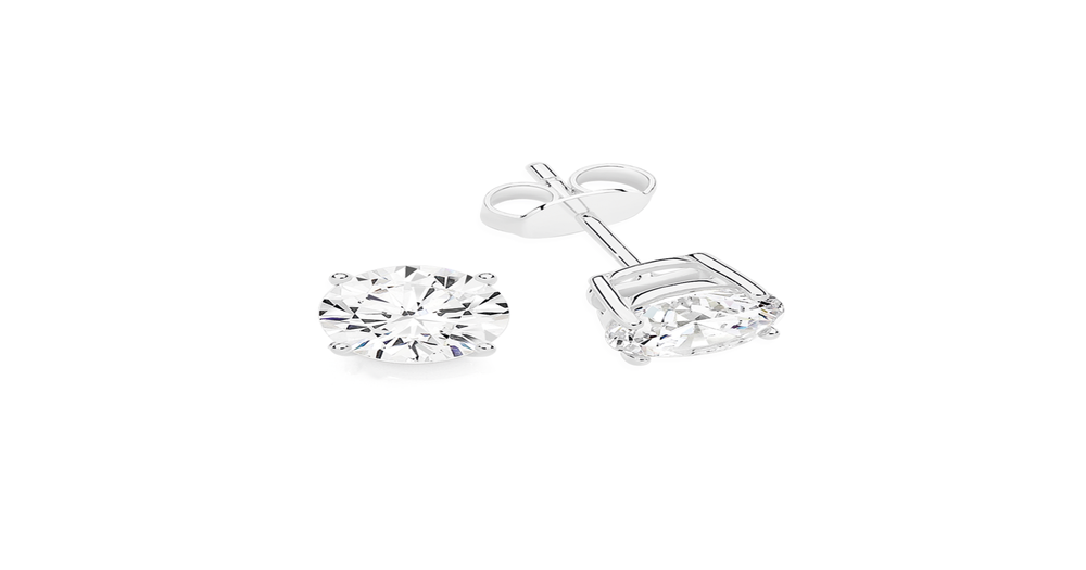 Silver 7mm Round Cz 4 Claw Studs in Clear | Angus & Coote